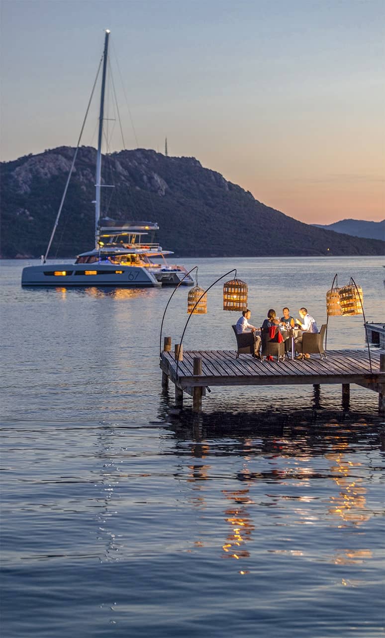 Luxury sailing catamarans | Fountaine Pajot - Family adventures